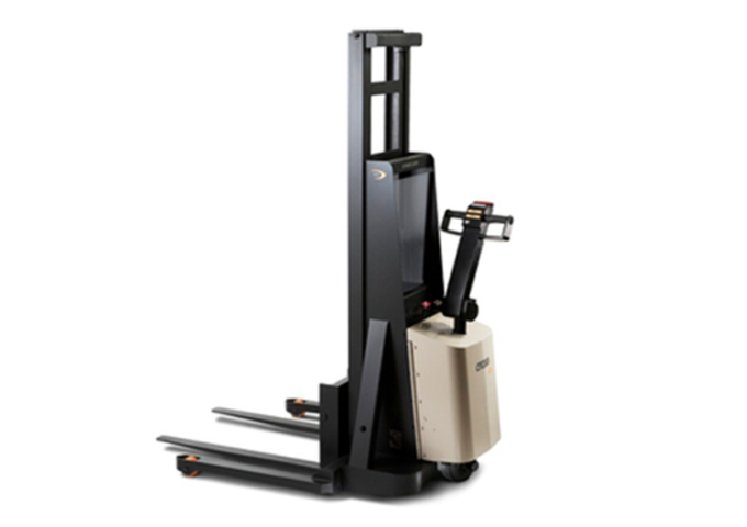 Walkie Stackers | Crown Forklifts | NorthWest Handling Systems